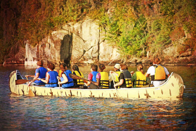 Découvrez le tourisme autochtone au Québec - Magazine Boomers & Cie